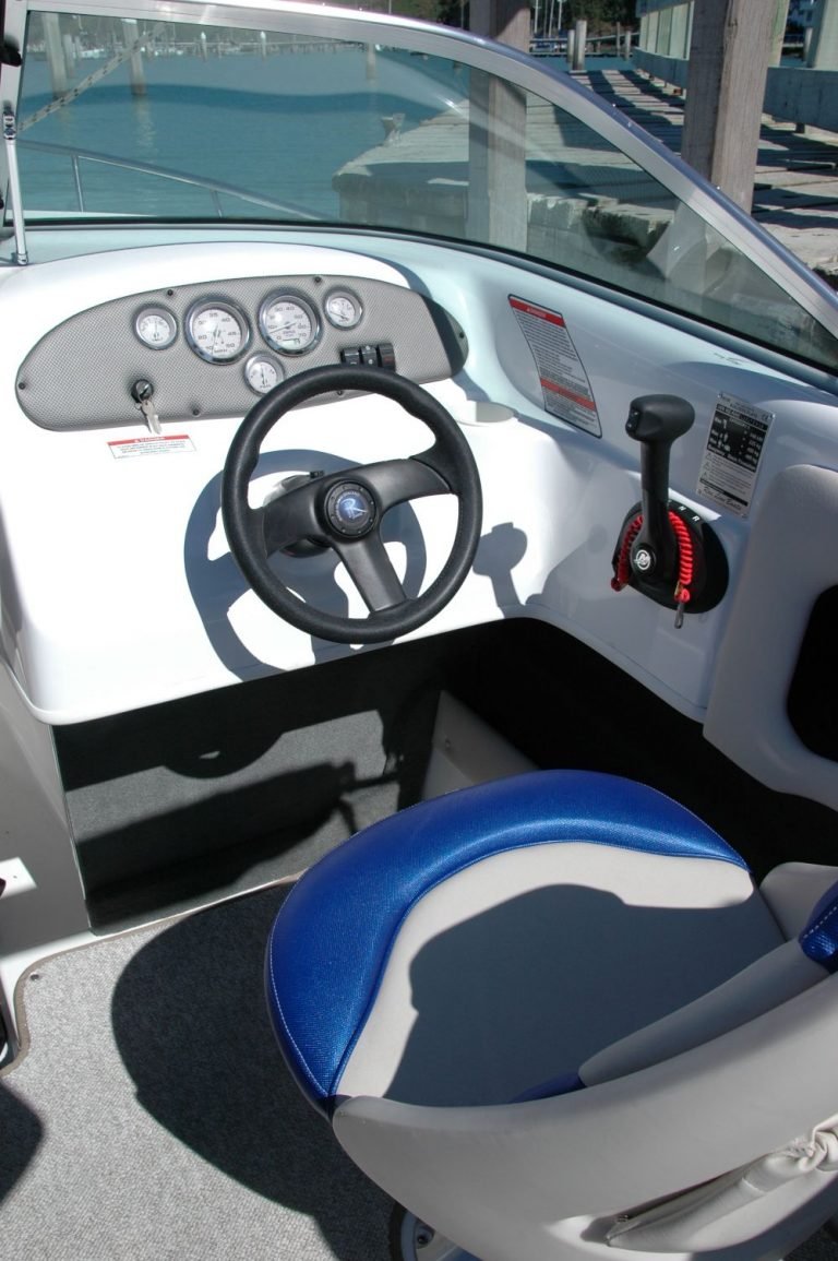 Rae Line 186 – Power Boat Magazine