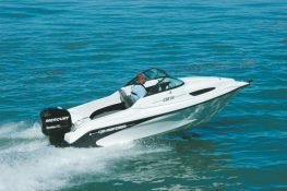 90HP Outboard Shootout – Power Boat Magazine