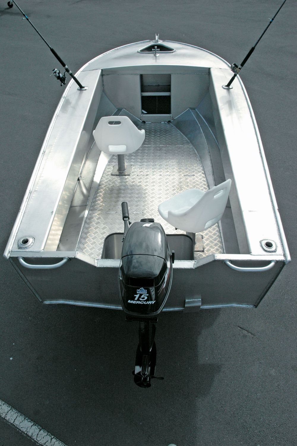 Starting Small- Buyers Guide to under 4m – Power Boat Magazine