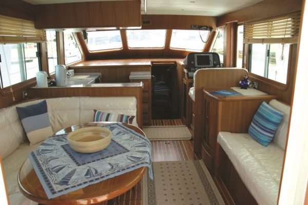 Integrity 426 ES – Power Boat Magazine