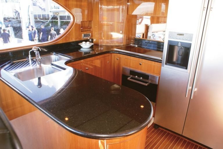 Ocean Alexander 64 – Power Boat Magazine