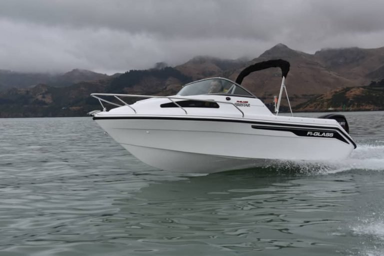 KIWI GRP TRAILER BOAT BUILDERS – Power Boat Magazine