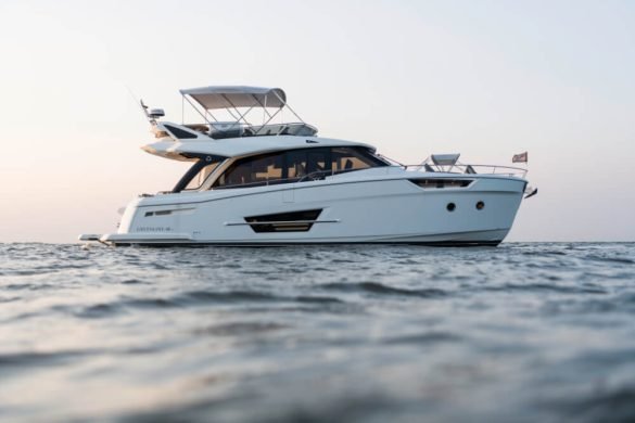 NEW 300HP CHINESE ELECTRIC OUTBOARD – Power Boat News