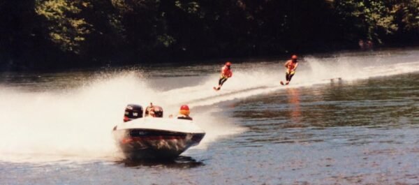LOOKING BACK ON 40 YEARS OF BRIDGE TO BRIDGE – Power Boat Magazine