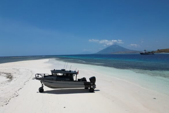 THE FACTS ABOUT THE DEEP VEE HULL – Power Boat Magazine