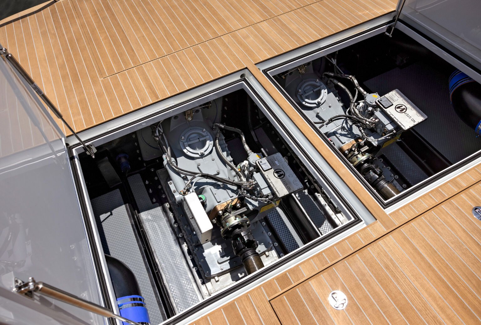 PALM BEACH GT60 JET DRIVE – Power Boat Magazine