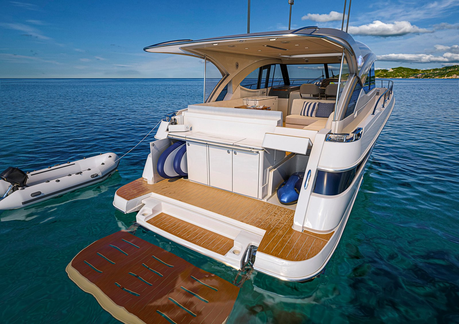 WORLD PREMIERE OF AN EXCITING NEW RIVIERA – INTRODUCING THE 4300 SPORTS ...