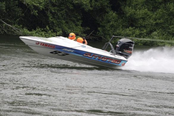 HAINES HUNTER GOES AMPHIBIOUS – Power Boat Magazine