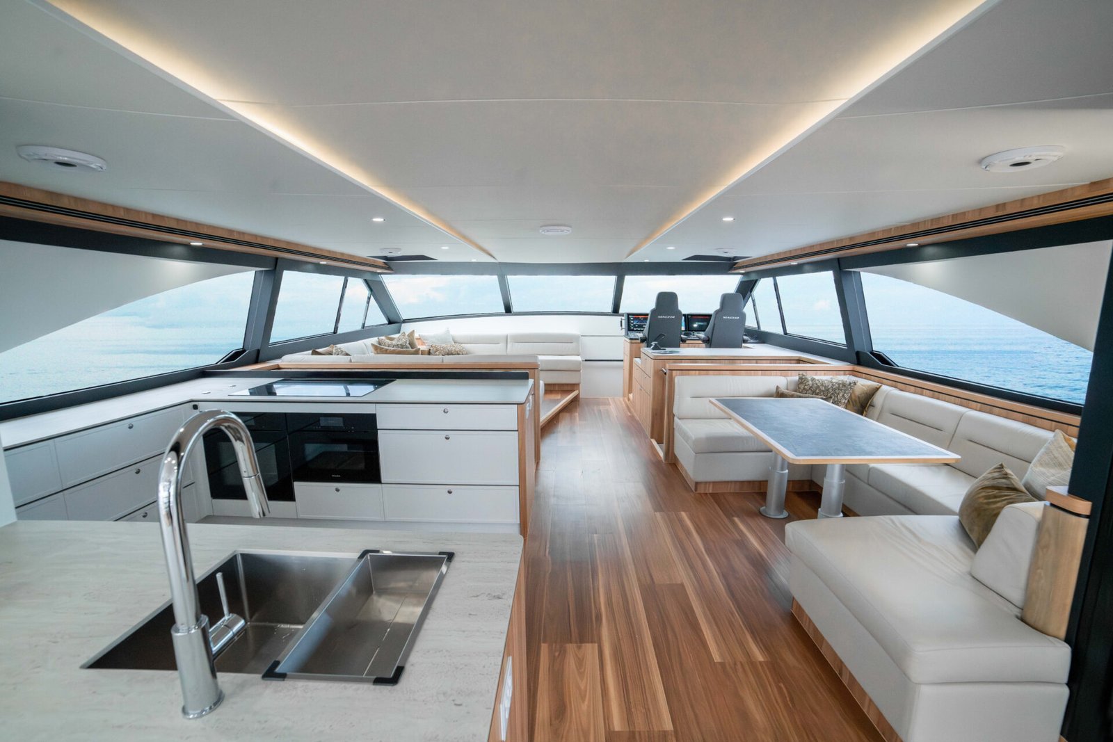 VOODOO XF75 – Power Boat Magazine