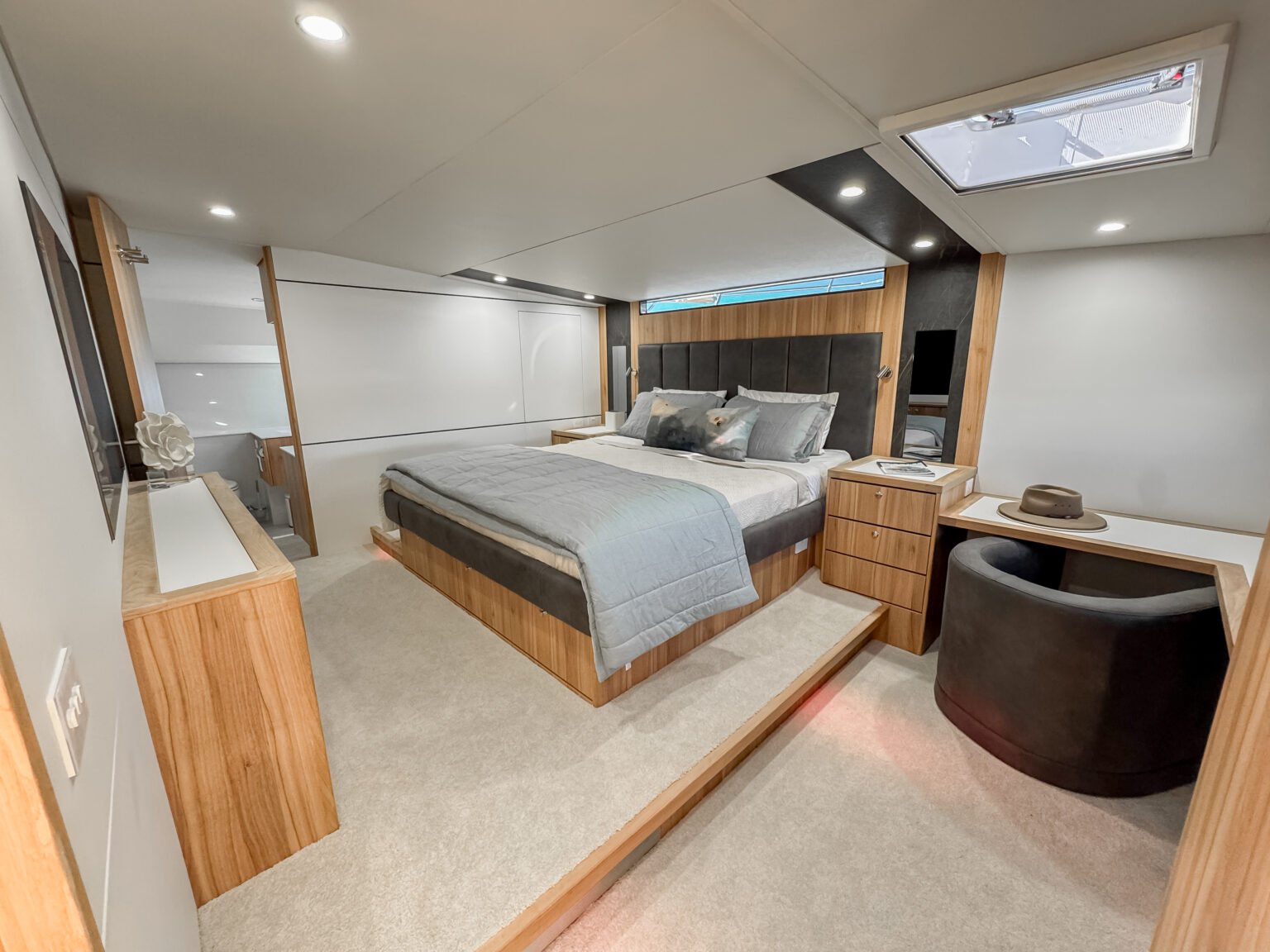 VOODOO XF75 – Power Boat Magazine