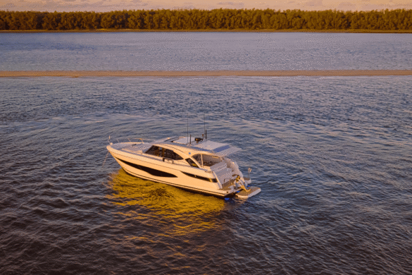 RAYGLASS BOATS LAUNCHES THE ALL-NEW LEGEND – Power Boat Magazine